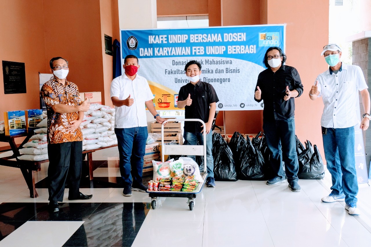FEB UNDIP dan IKAFE Beri Bantuan Kepada 281 Mahasiswa Terdampak Wabah ...