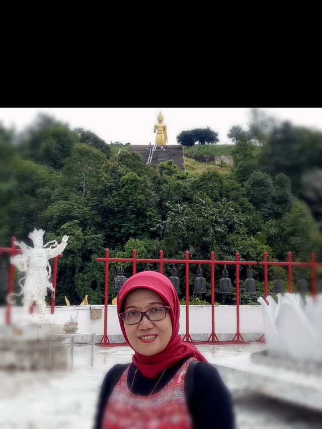 Prof. Tri Winarni: Uncovering the Masculine Impression at Faculty of ...