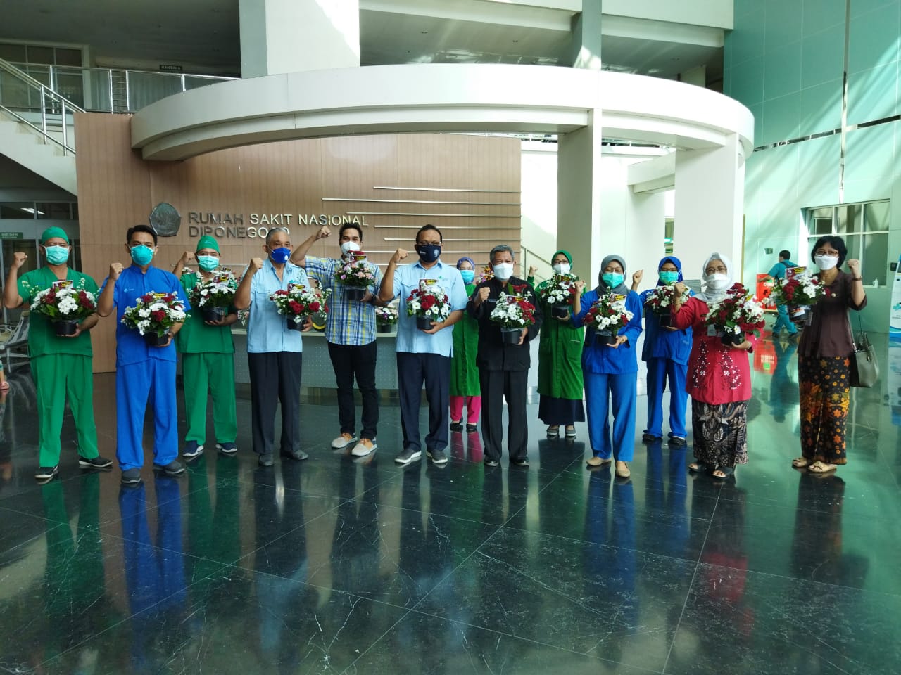 RSND Undip Terima Bingkisan Bunga Dari Dinas Pertanian dan Perkebunan ...