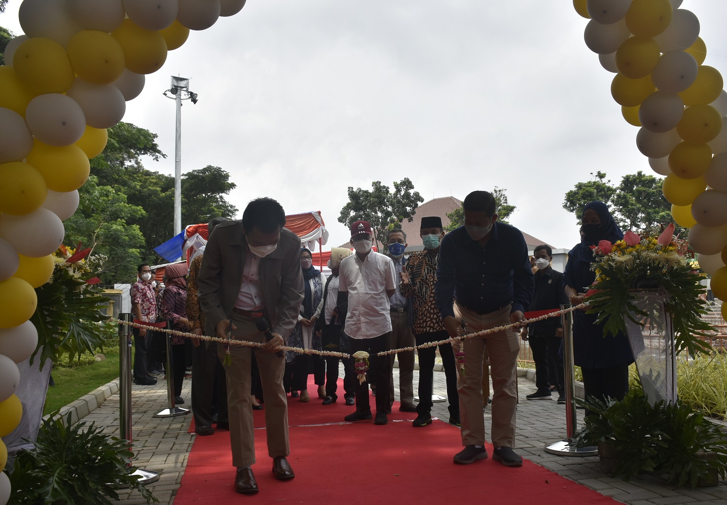 Preventing Possible Floods in the Rainy Season, Undip Rector ...