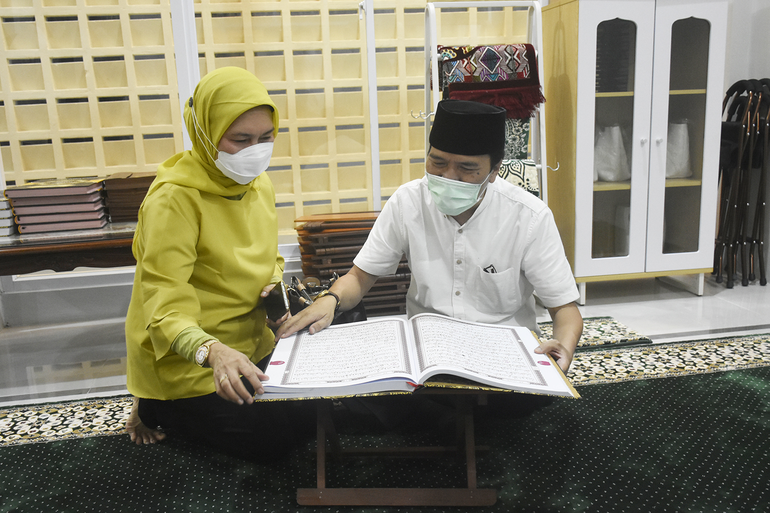 Rektor Resmikan Masjid Abdurrahman Universitas Diponegoro - Universitas ...