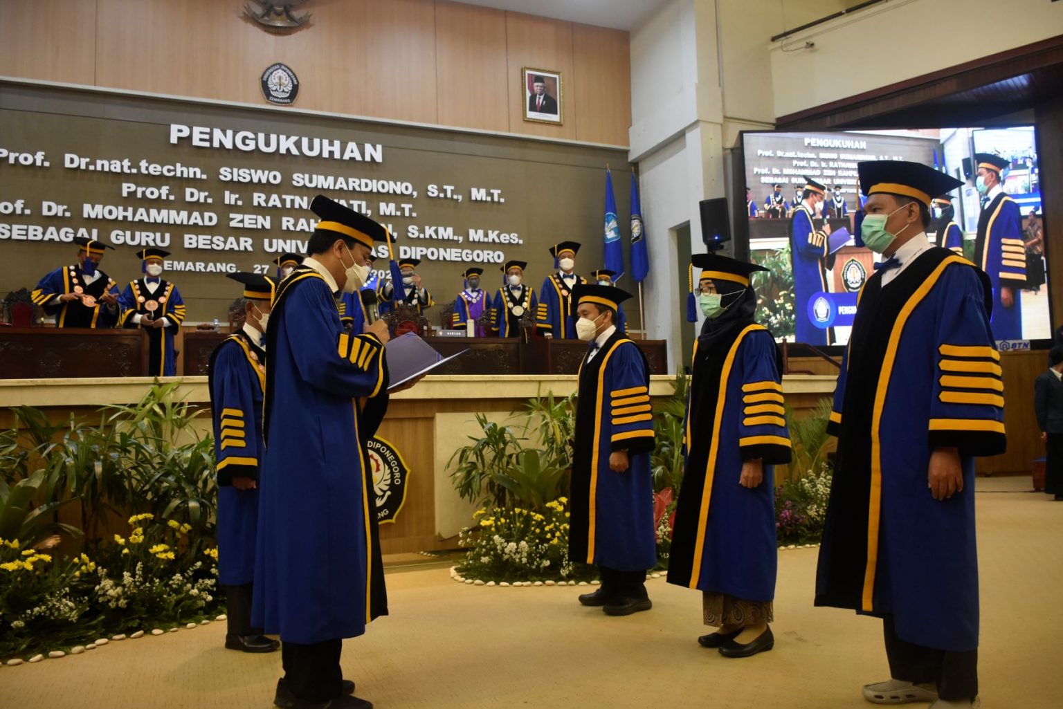 UNDIP Proudly Inaugurated 11 Professors - Universitas Diponegoro