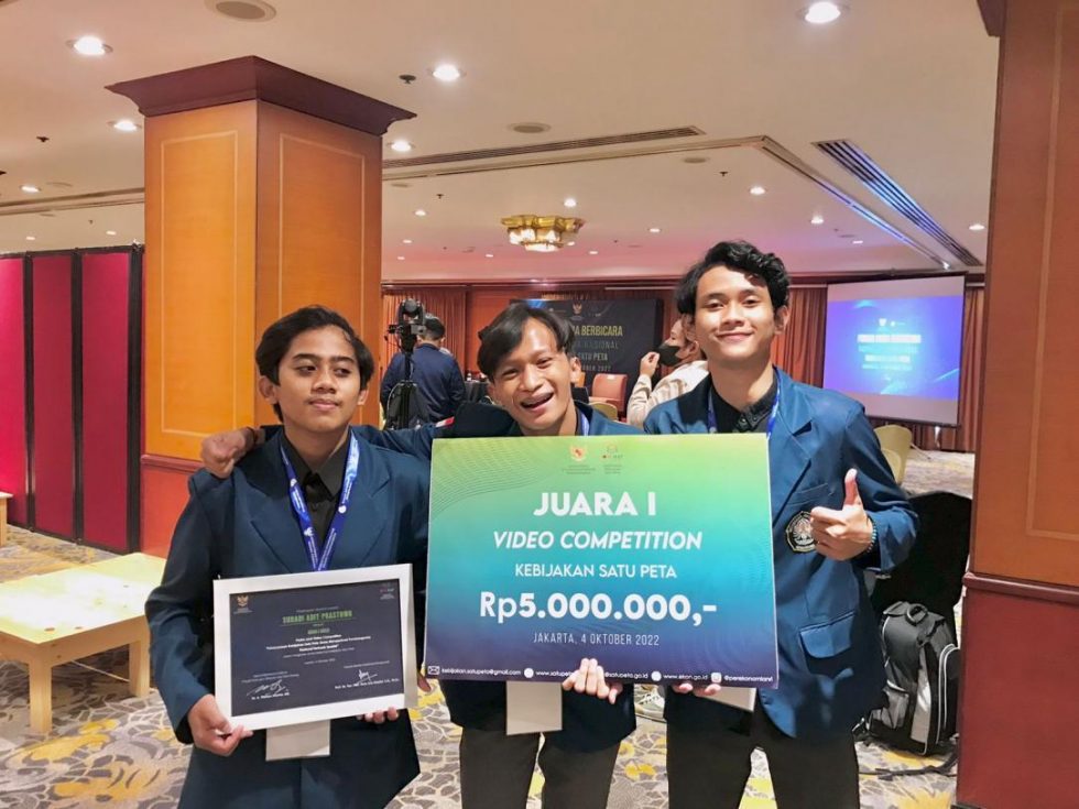 FIB UNDIP Became the 1st Winner of Video Competition in “Poster and ...