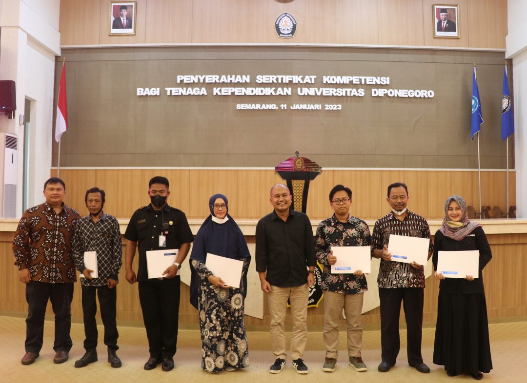 BPSDM UNDIP Handed Over 161 Competency Certificates of 2022 for ...