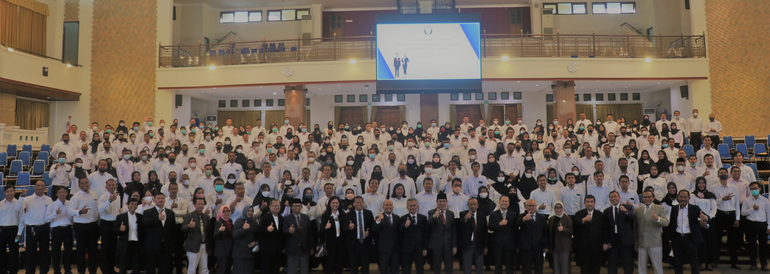 Rector Inaugurated UNDIP Non State Civil Apparatus Permanent Employees ...