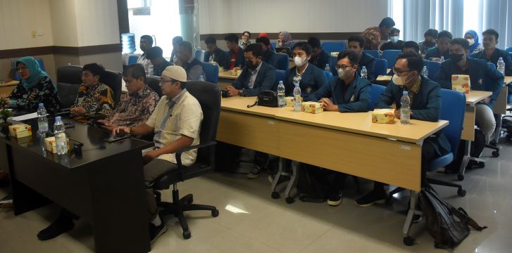 Tim KKNT UNDIP Selesaikan Program Kerja di Lokasi Gempa Cianjur ...