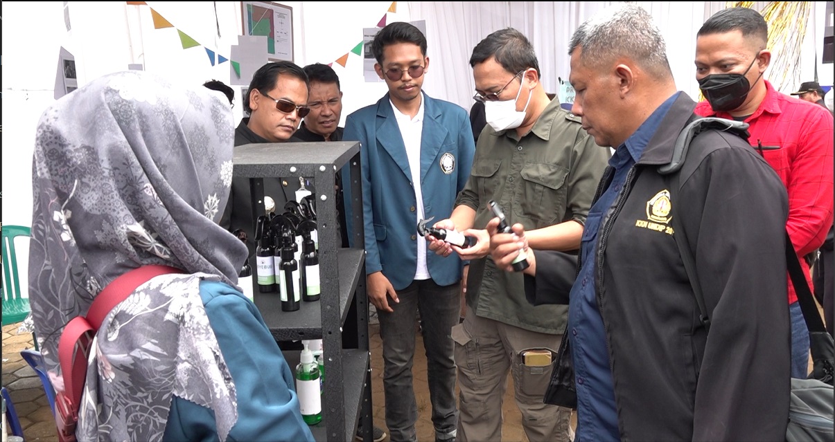 UNDIP Dampingi Kabupaten Batang Bertransformasi Menuju Masyarakat ...