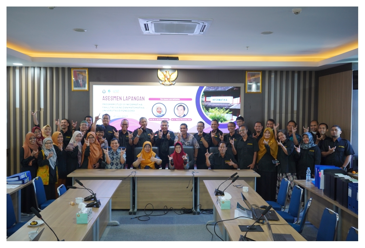 Asesmen Lapangan oleh Tim Asesor LAM INFOKOM dalam rangka Visitasi Akreditasi S1 Informatika FSM ...
