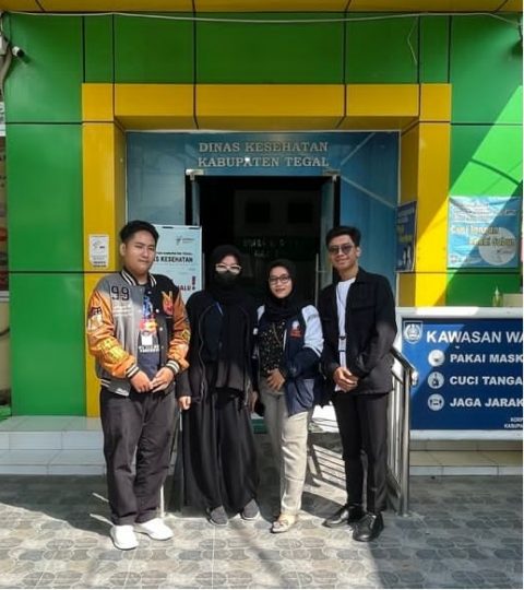 Mahasiswa KKN UNDIP di Desa Karangmalang Kembangkan UMKM dengan Inovasi Pengemasan dan ...