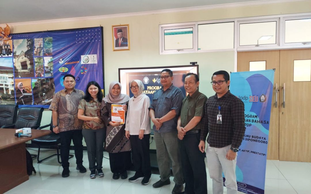 Mahasiswa Peraih LPDP Kursus Intensif TOEFL di FIB UNDIP - Universitas ...