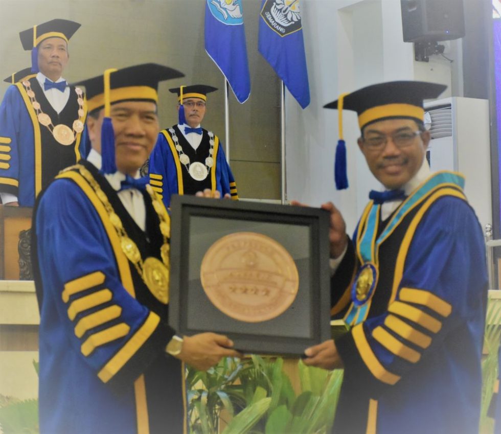 UNDIP Inaugurated Three Professors from FPIK, FISIP, and FT ...