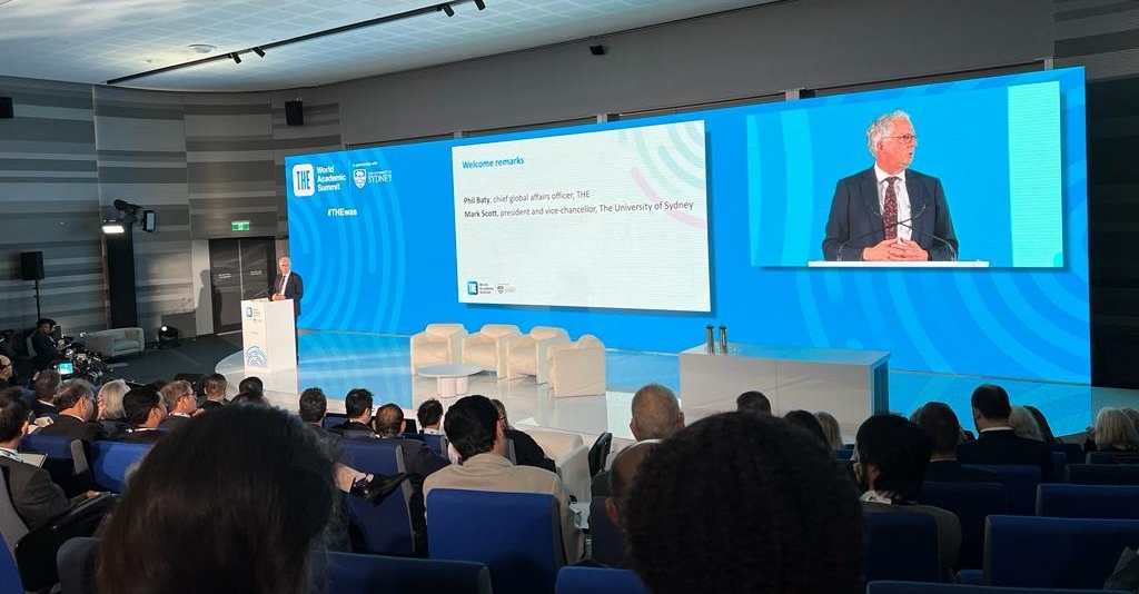 Delegasi UNDIP mengikuti THE World Academic Summit di The University of ...