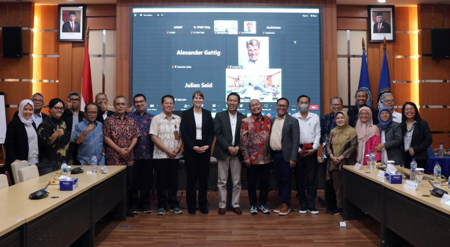 Program Doktor Ilmu Sosial dan Magister Ilmu Komunikasi FISIP UNDIP ...