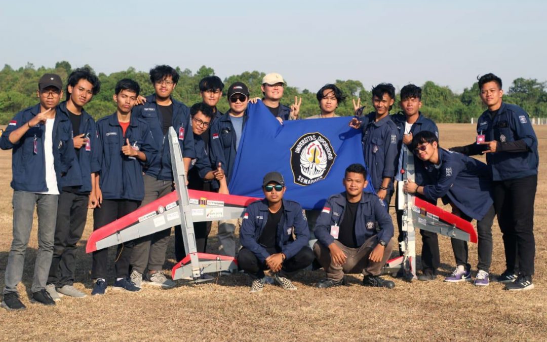 Tim Jentayu Racing Plane UNDIP Juara Best Pilot Kontes Robot Terbang ...