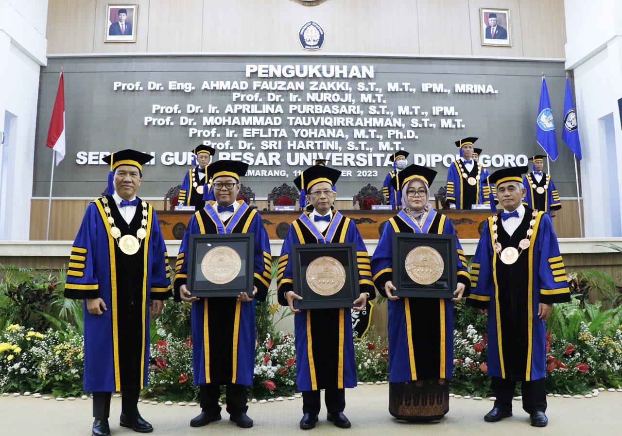 UNDIP Kukuhkan 3 Guru Besar dari Fakultas Teknik - Universitas Diponegoro