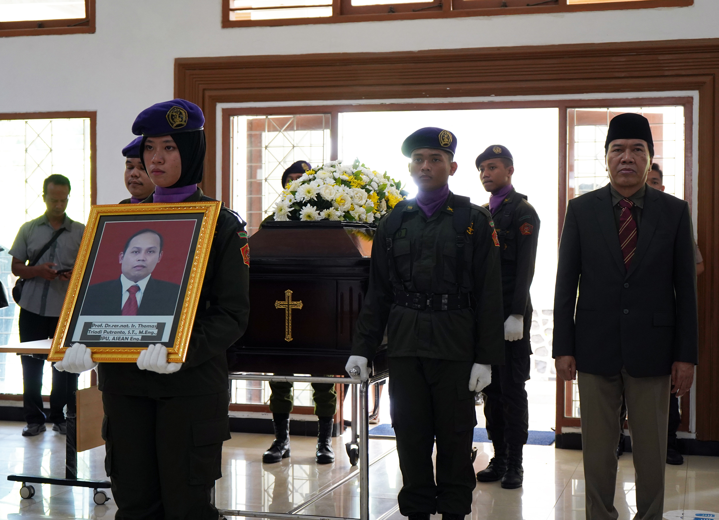 Guru Besar Geologi Undip Prof Thomas Triadi Putranto Wafat ...