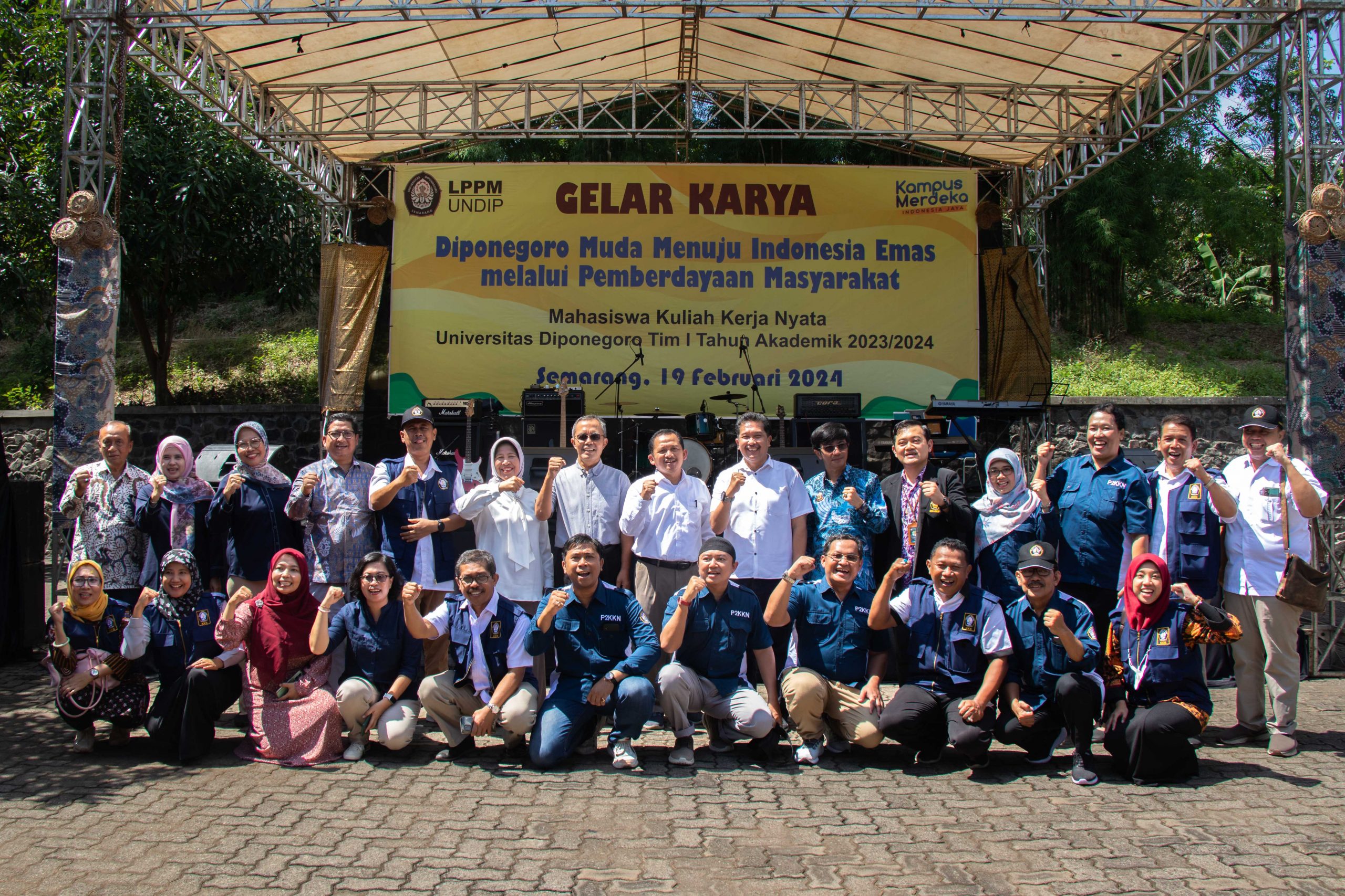 Rektor Undip: Program Kerja Mahasiswa KKN Berkontribusi pada Pemberdayaan Masyarakat dan UMKM ...