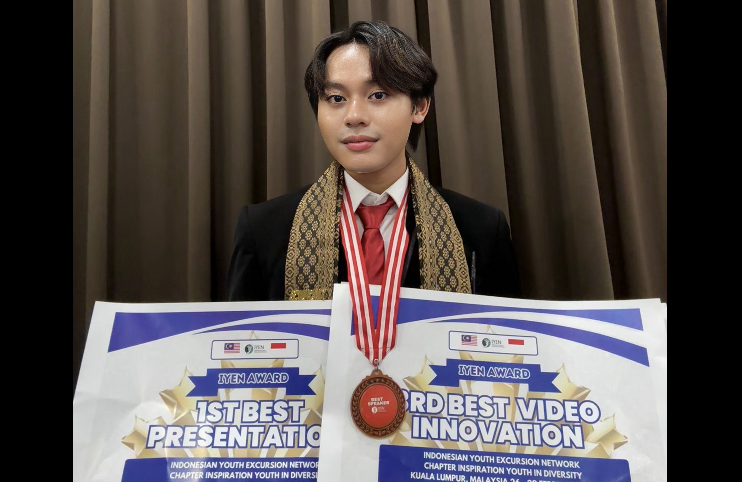 Adel Menjadi Best Speaker Indonesian Youth Excursion Network 2024 ...