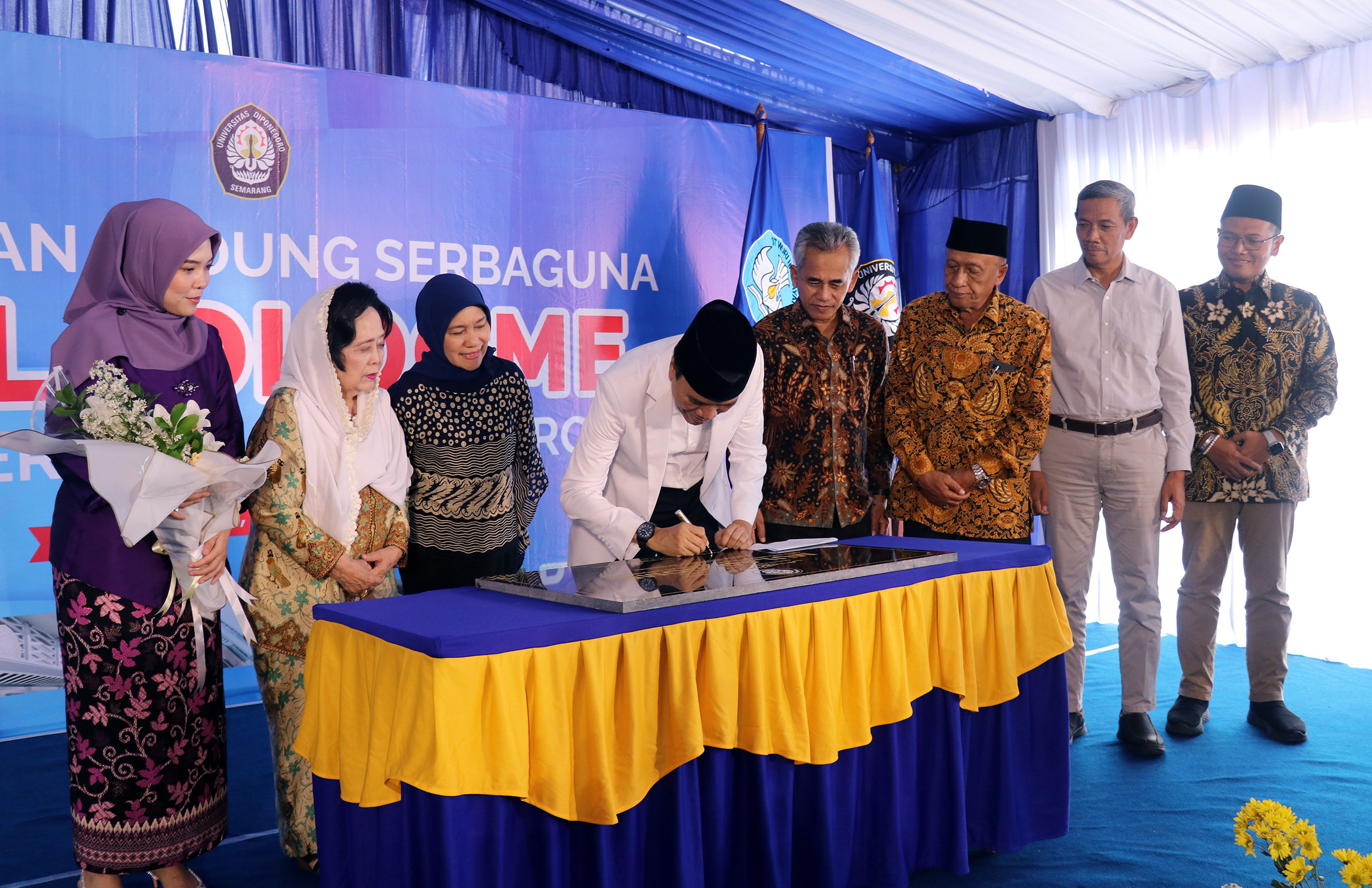 Rektor UNDIP Meresmikan Muladi Dome, Gedung Serba Guna Terbesar di Jawa ...