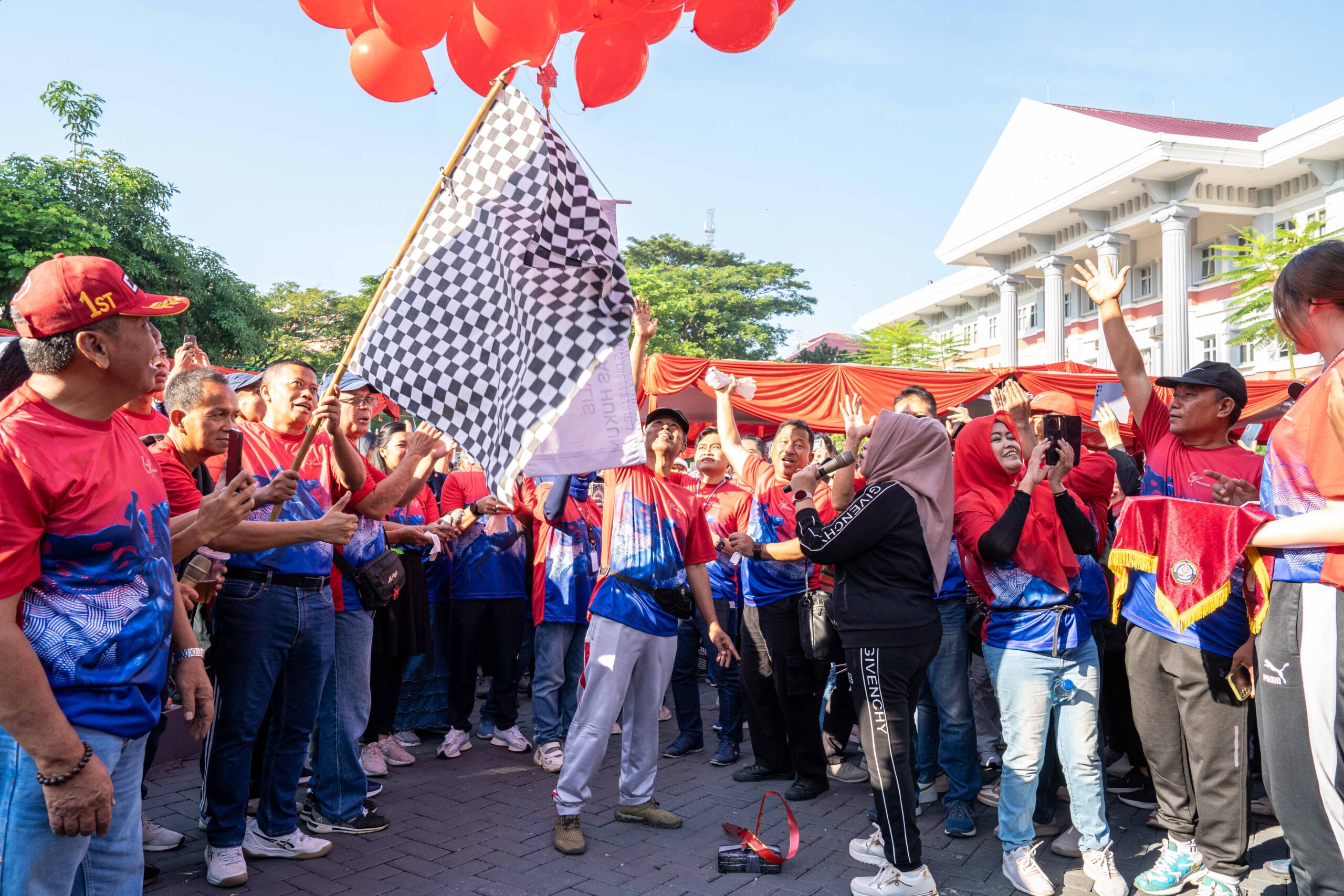 Faculty of Law UNDIP Builds Synergy Through Healthy Pathways ...