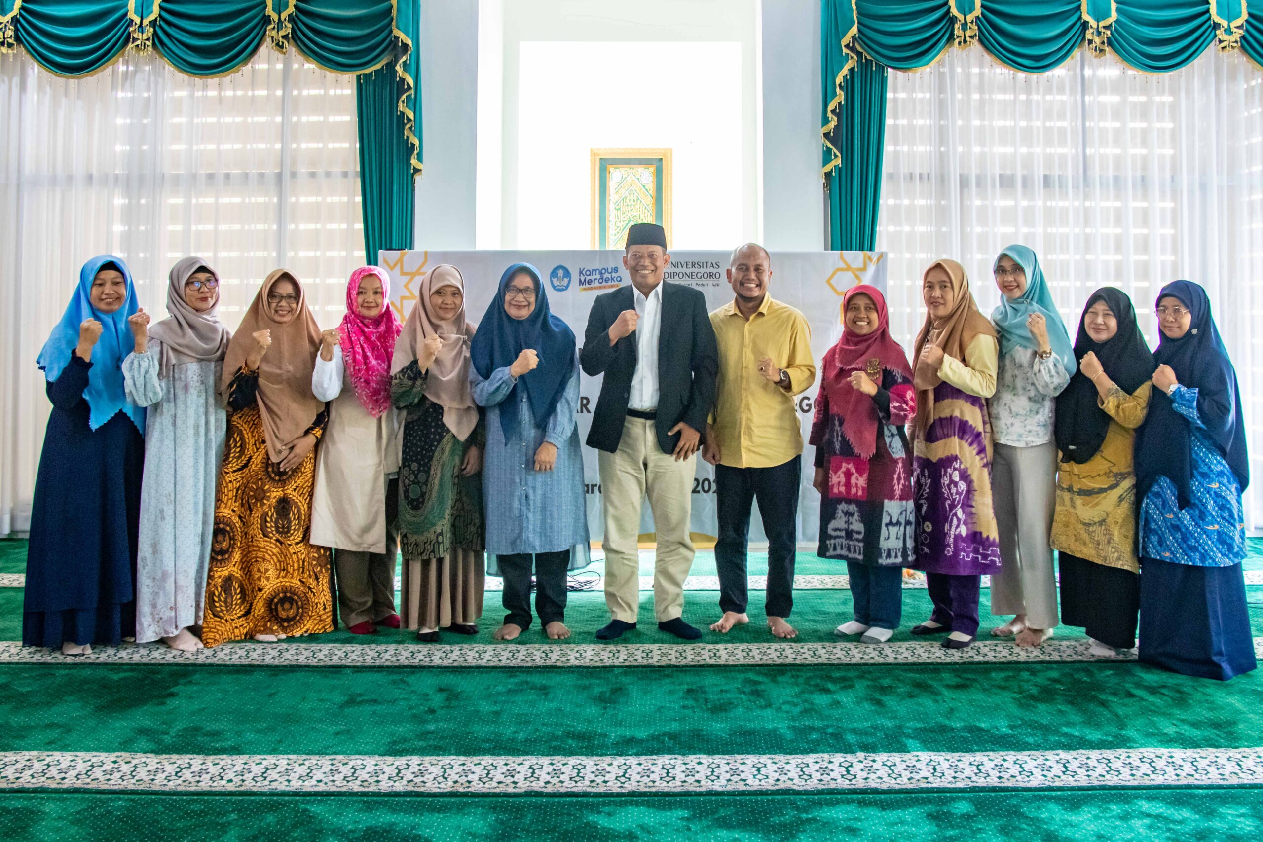 Sending Off the Prospective Hajj Pilgrims, UNDIP Rector: Focus and ...