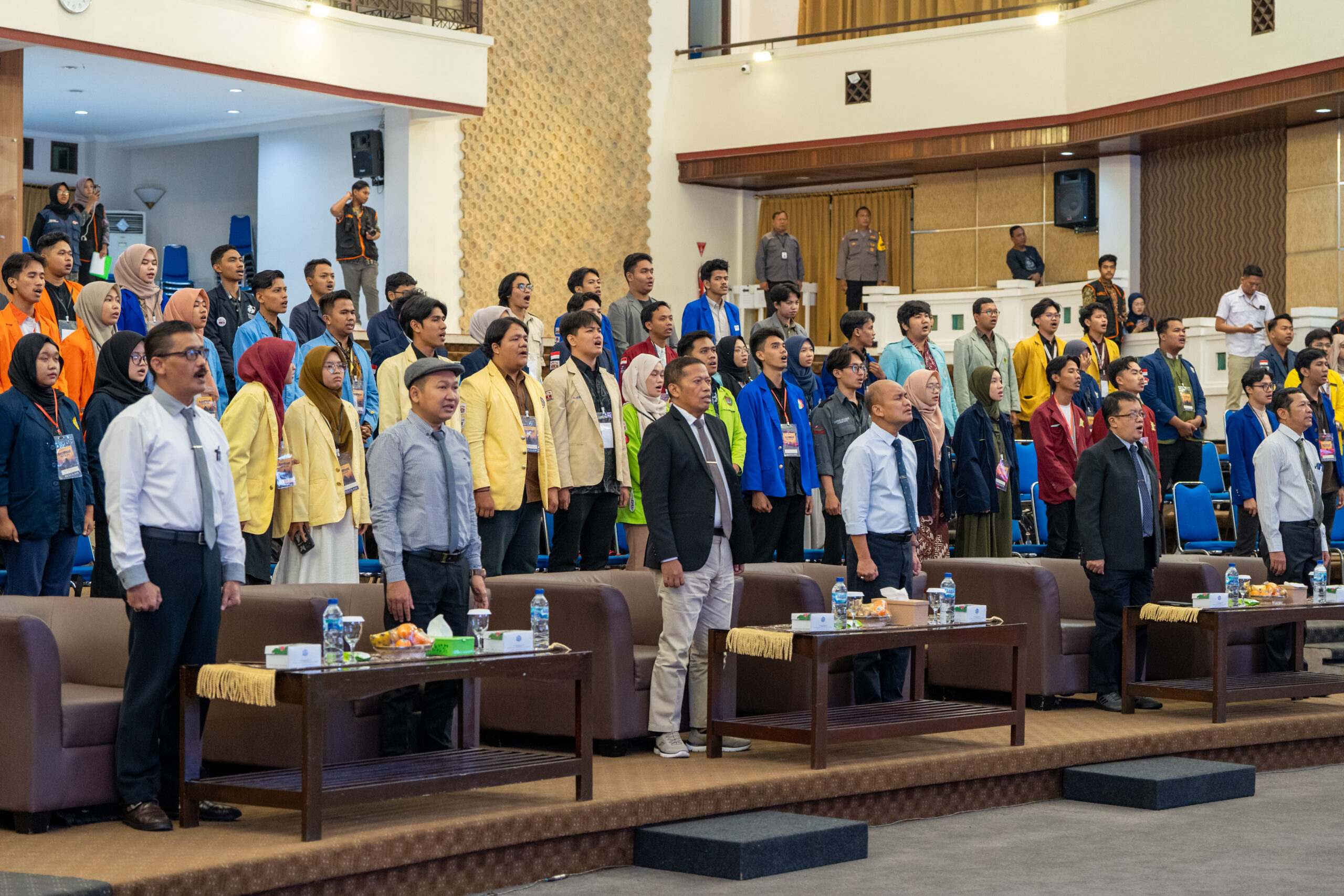 XVII BEM SI National Working Meeting at UNDIP: Encouraging Student ...