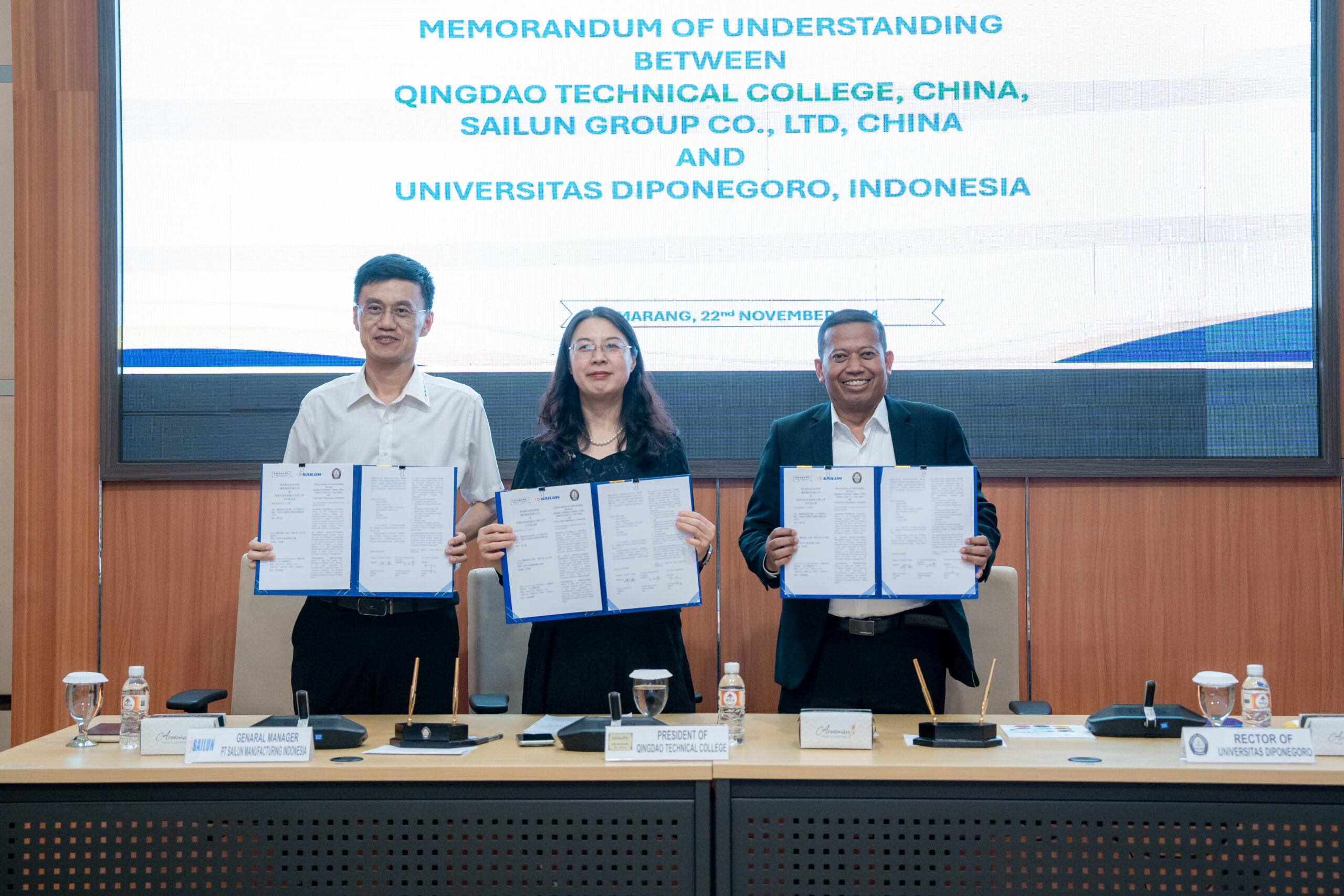 Webinar Departemen Oseanografi FPIK UNDIP, PUI-PT-PKMBRP (COREM ...