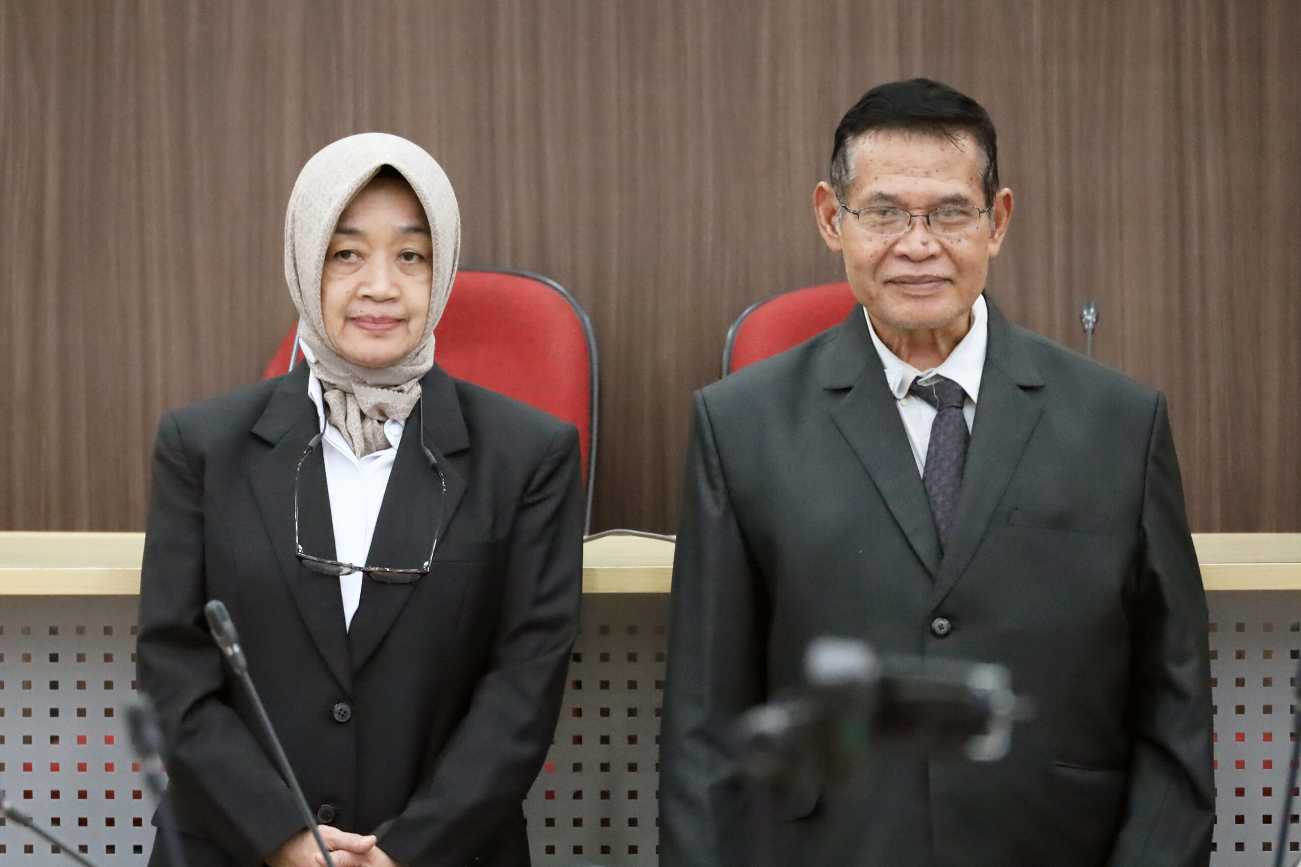 UNDIP Siap Tambah Dua Calon Guru Besar dari FPIK dan FKM - Universitas ...