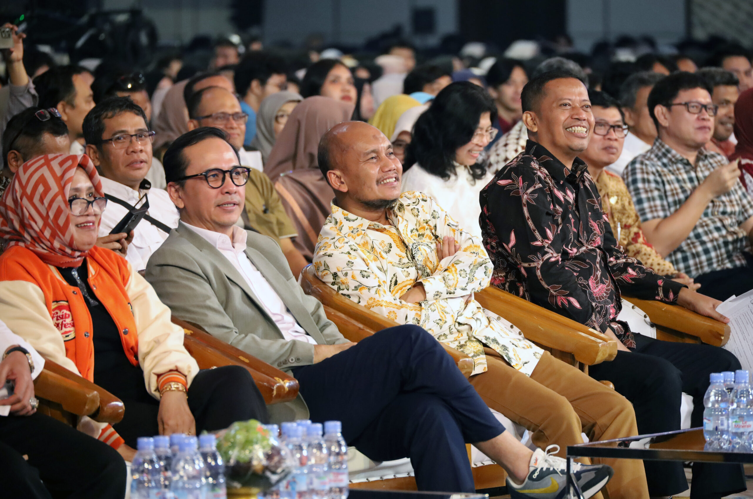 UNDIP Alumni in the Kabinet Merah Putih Return to Campus with 'Rosi on ...