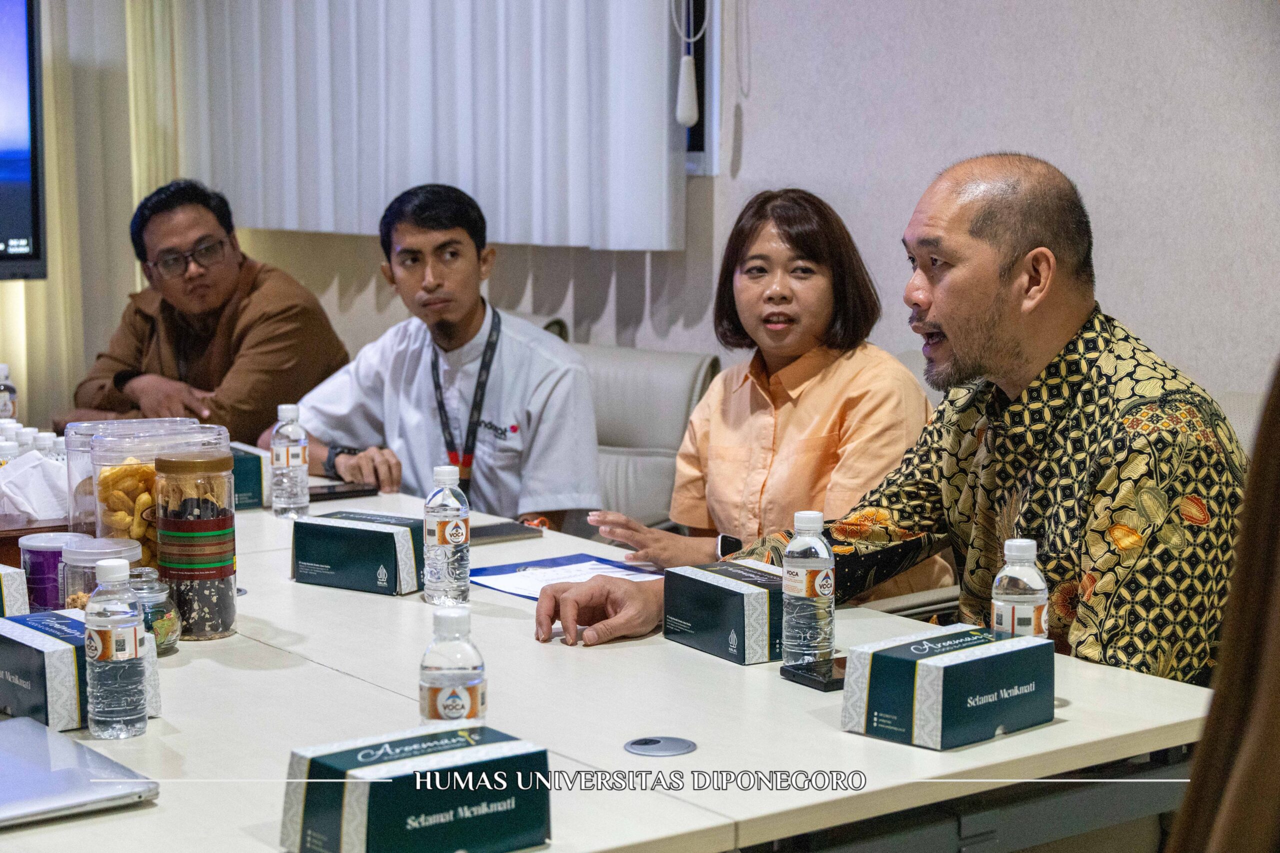 Attempting to Overcome Disinformation Problem, Google Indonesia – UNDIP ...